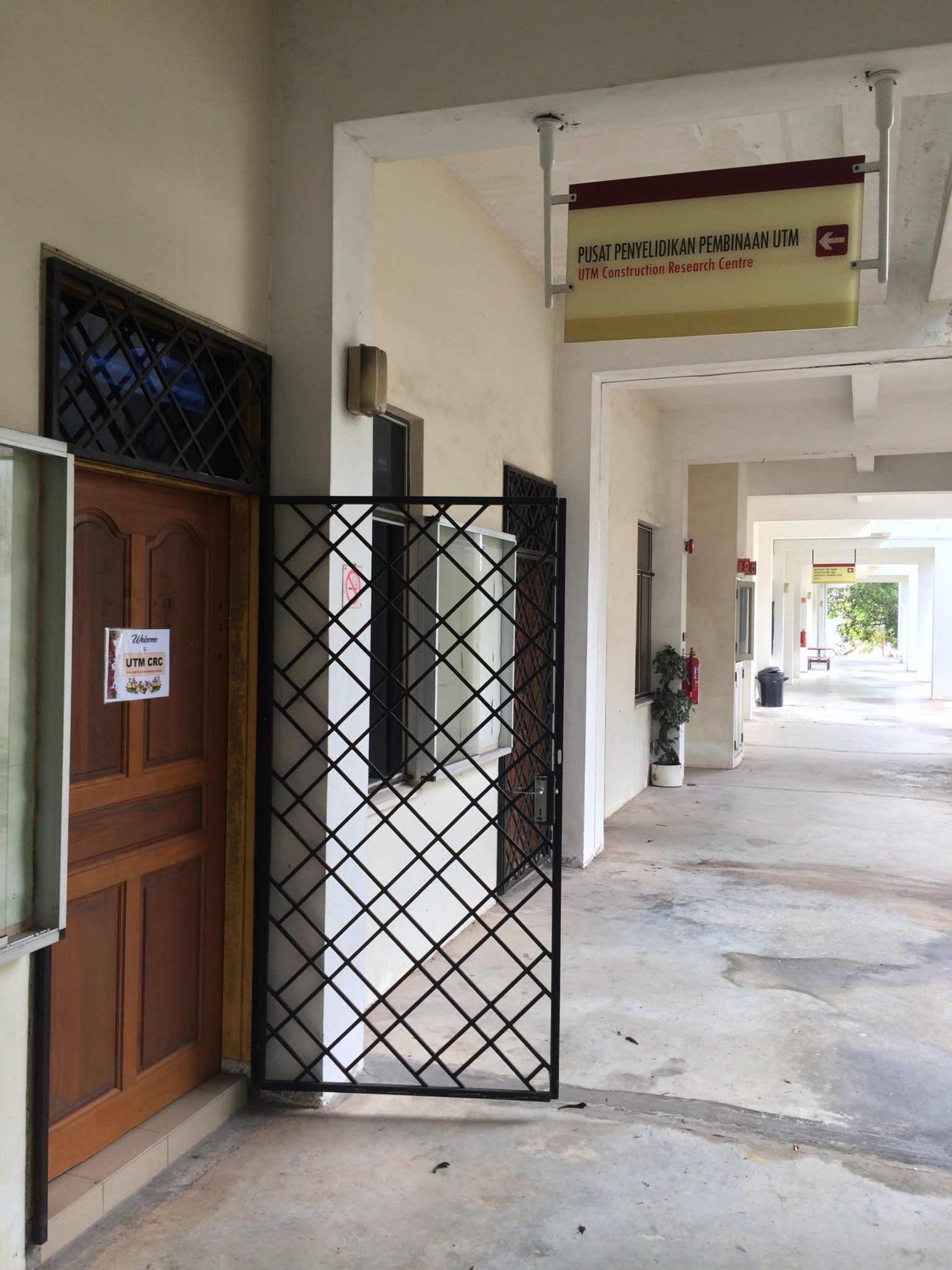 CONTACT US | UTM Construction Research Centre