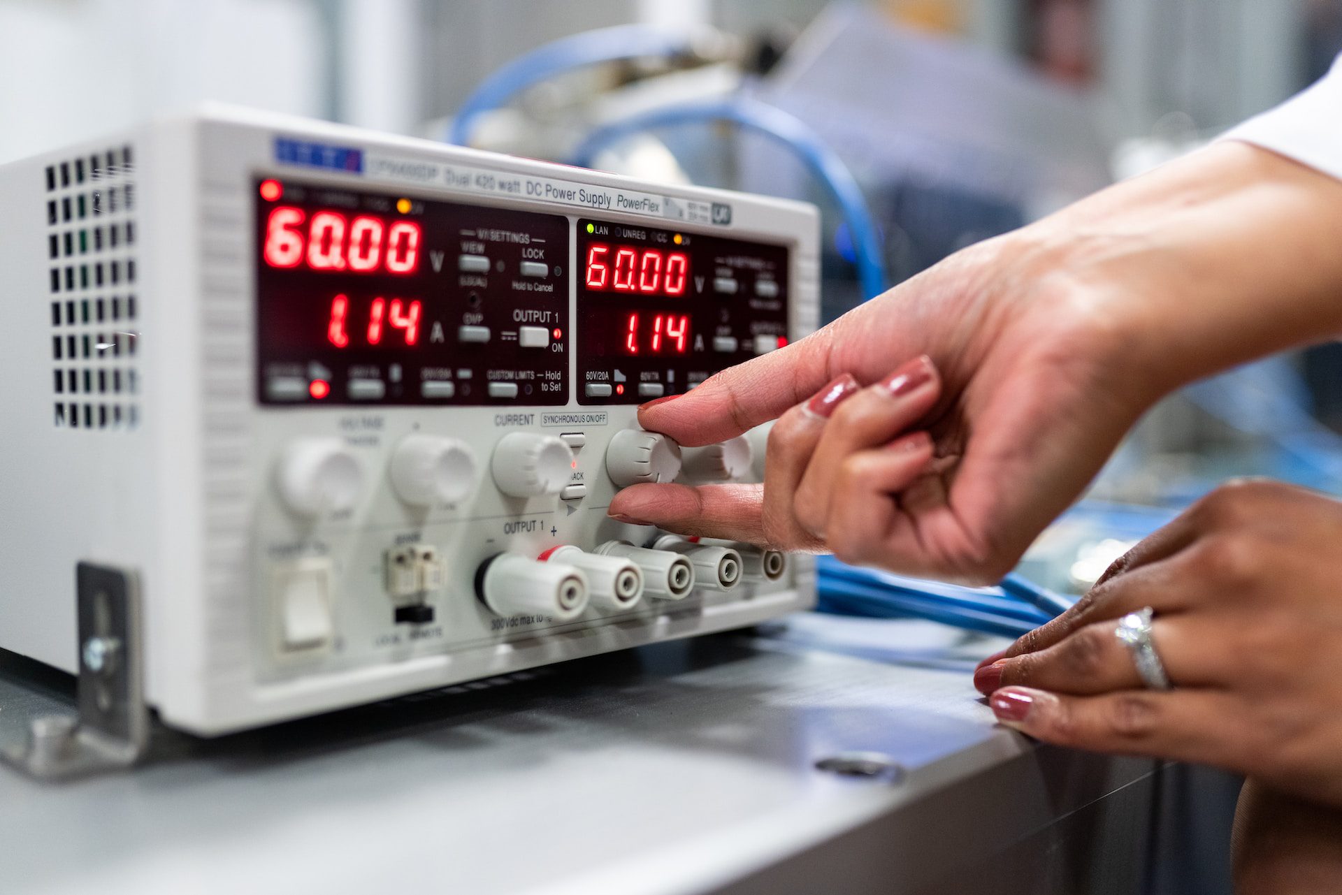Testing Services | Institute of High Voltage and High Current (IVAT)